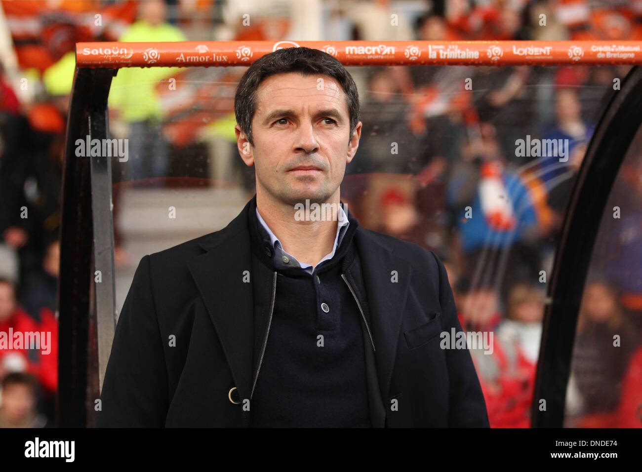 French football manager hi-res stock photography and images - Alamy