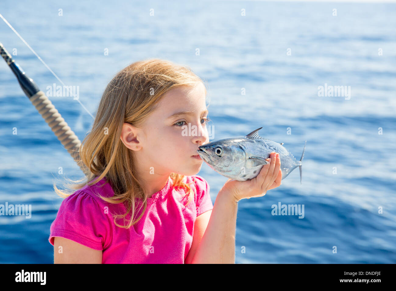 Little girl ocean hi-res stock photography and images - Alamy