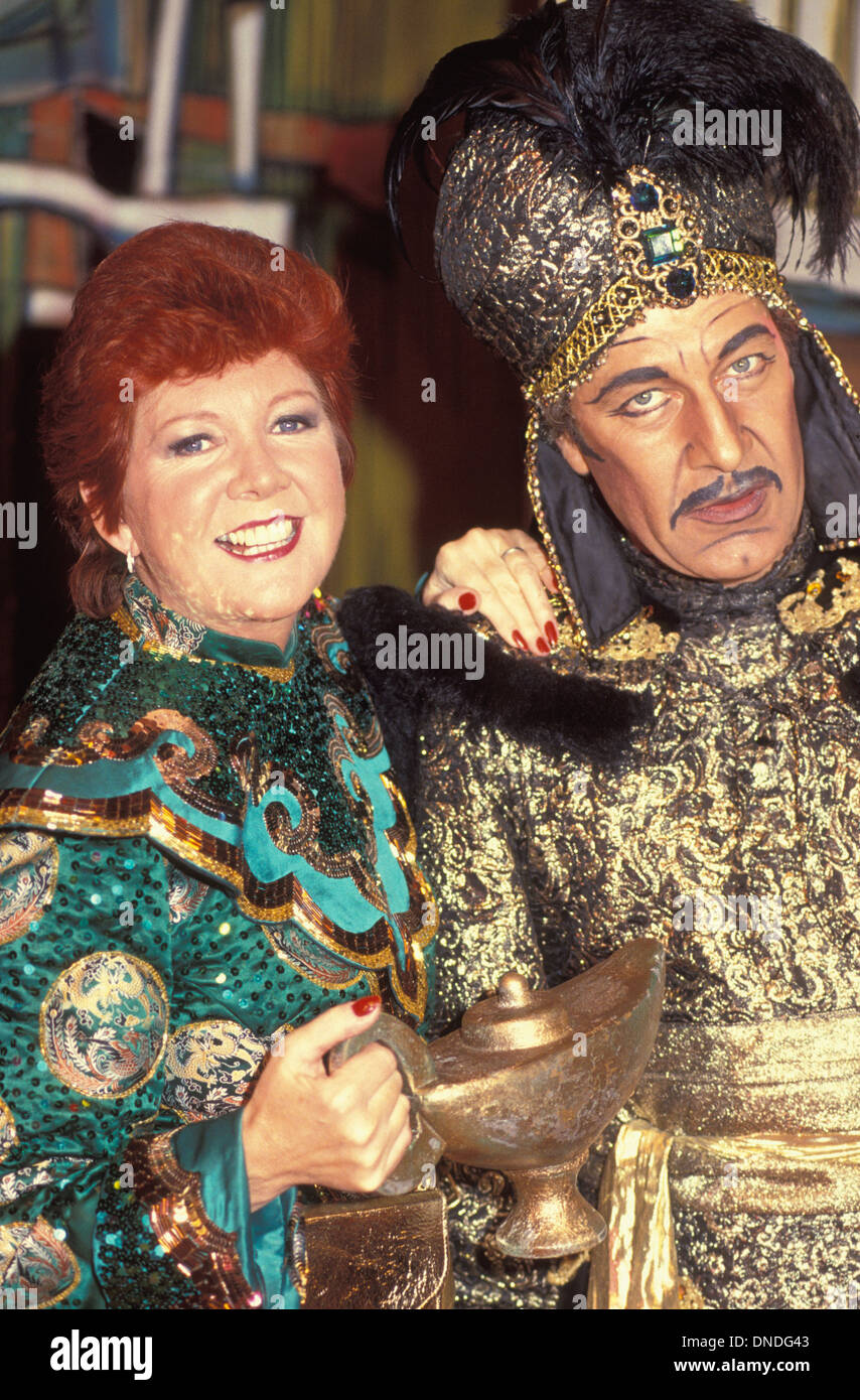 Uk pantomime hi-res stock photography and images - Alamy