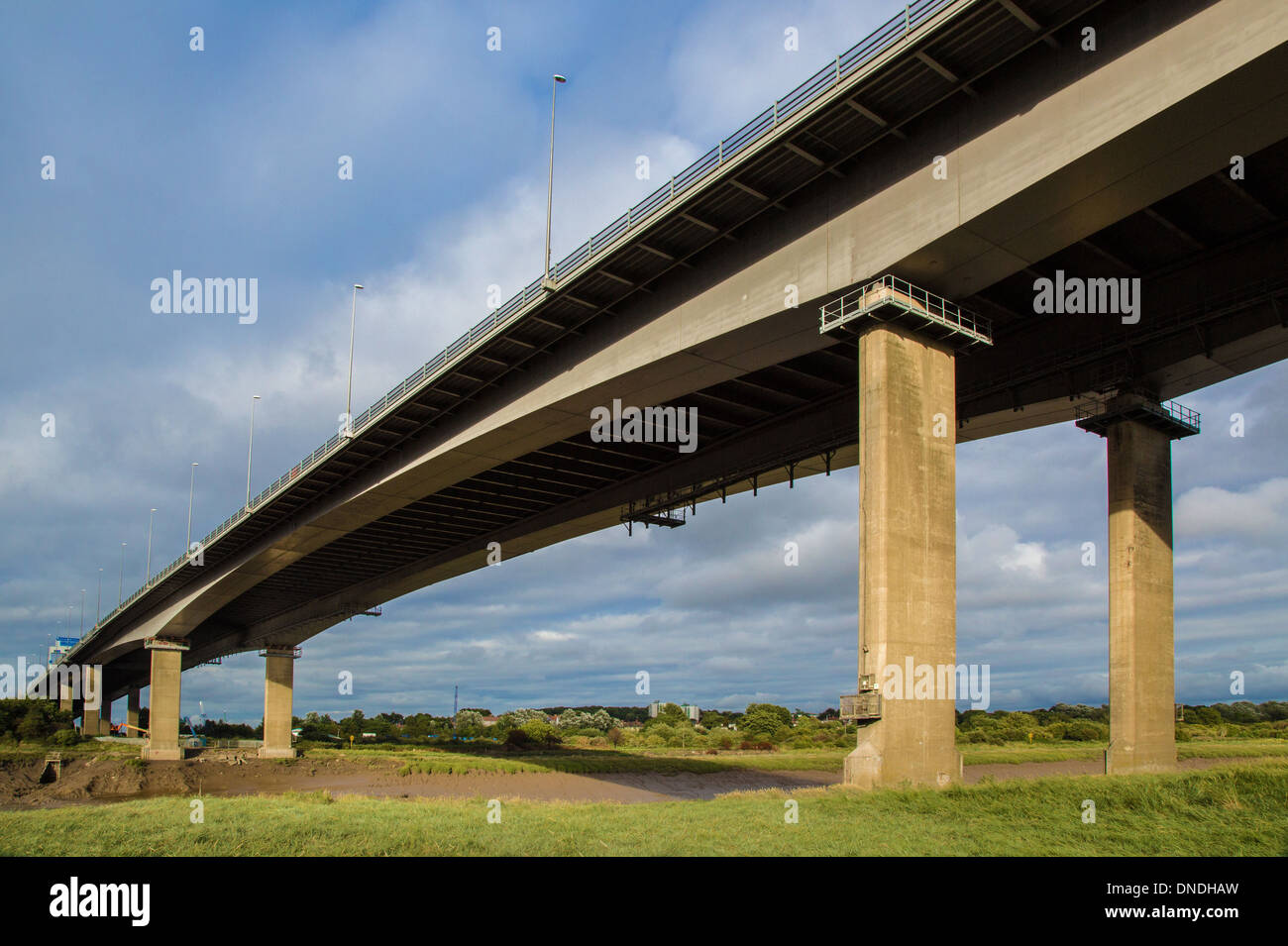 Avon Bridge speeding traffic on the eight lane M5 motorway over the ...