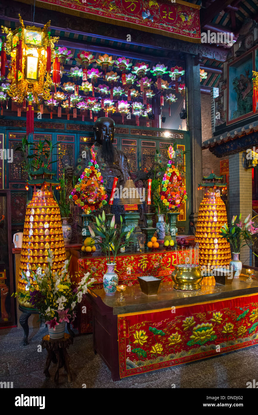Tai temple hi-res stock photography and images - Alamy