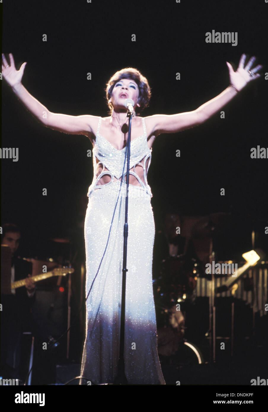 SHIRLEY BASSEY Welsh singer about 1972 Stock Photo - Alamy