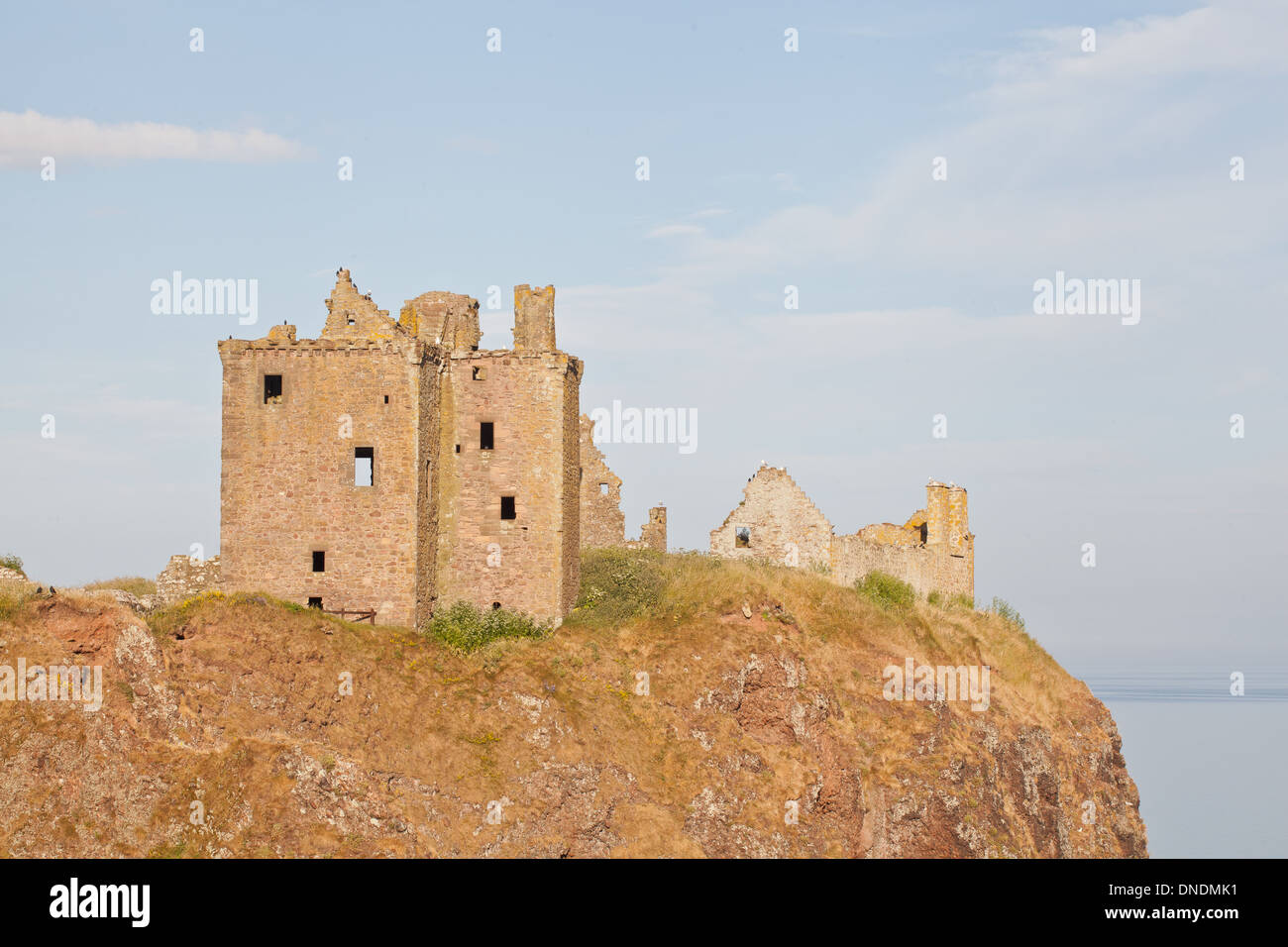 Dunottar hi-res stock photography and images - Alamy