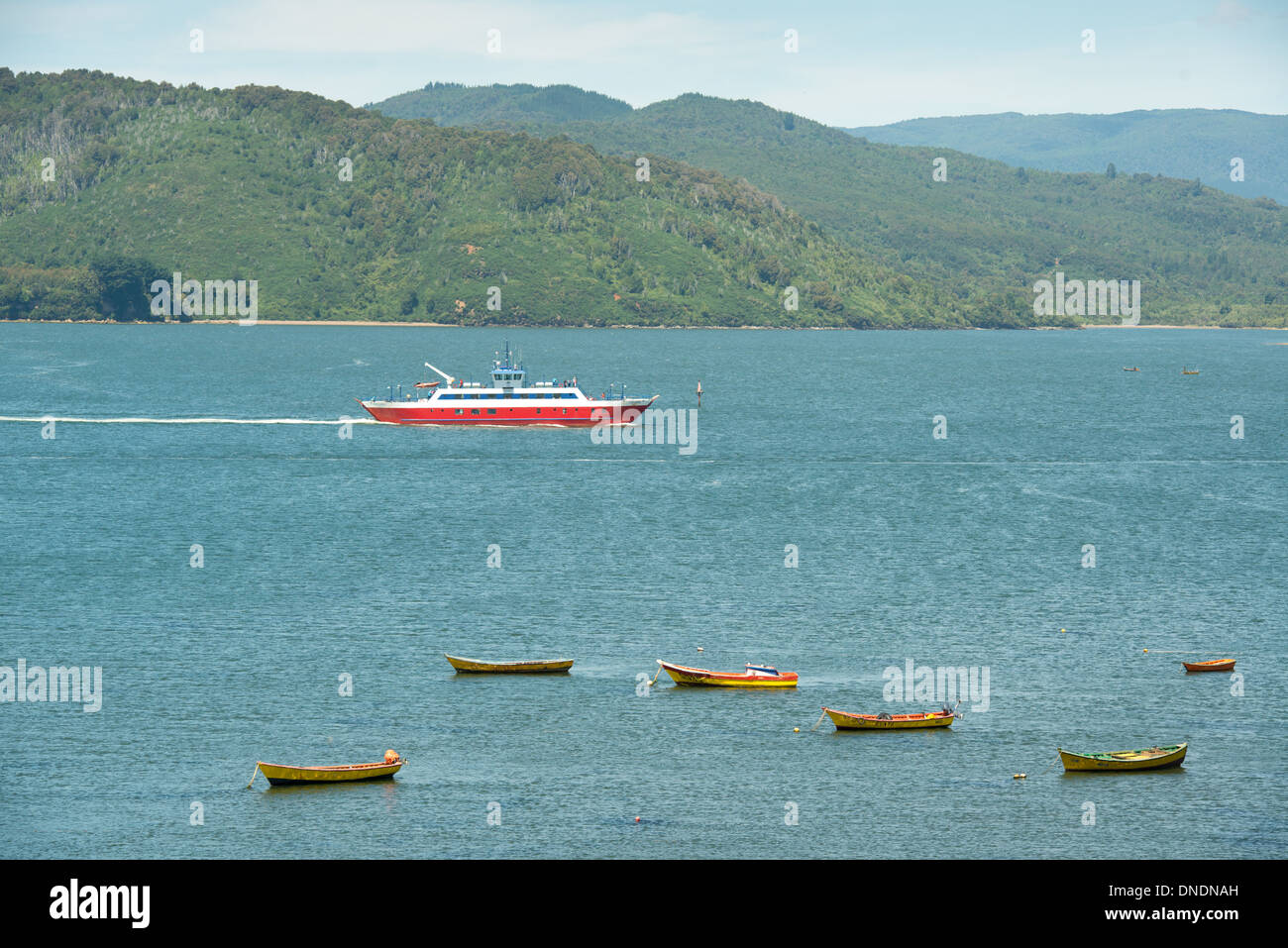 Boat with mountains hi-res stock photography and images - Alamy