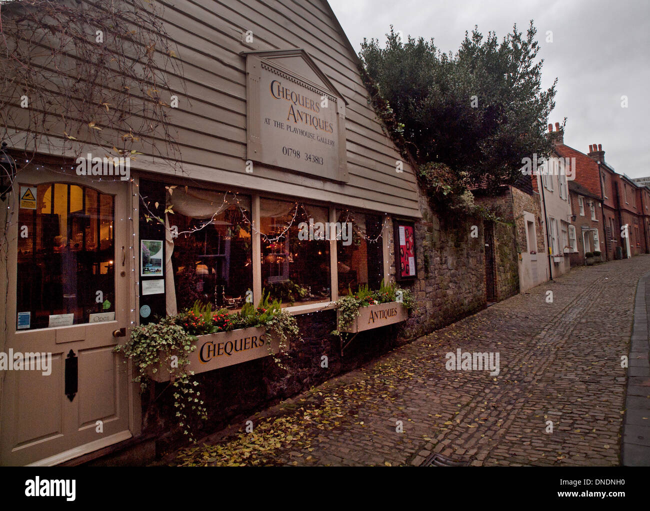 Petworth antiques hi-res stock photography and images - Alamy