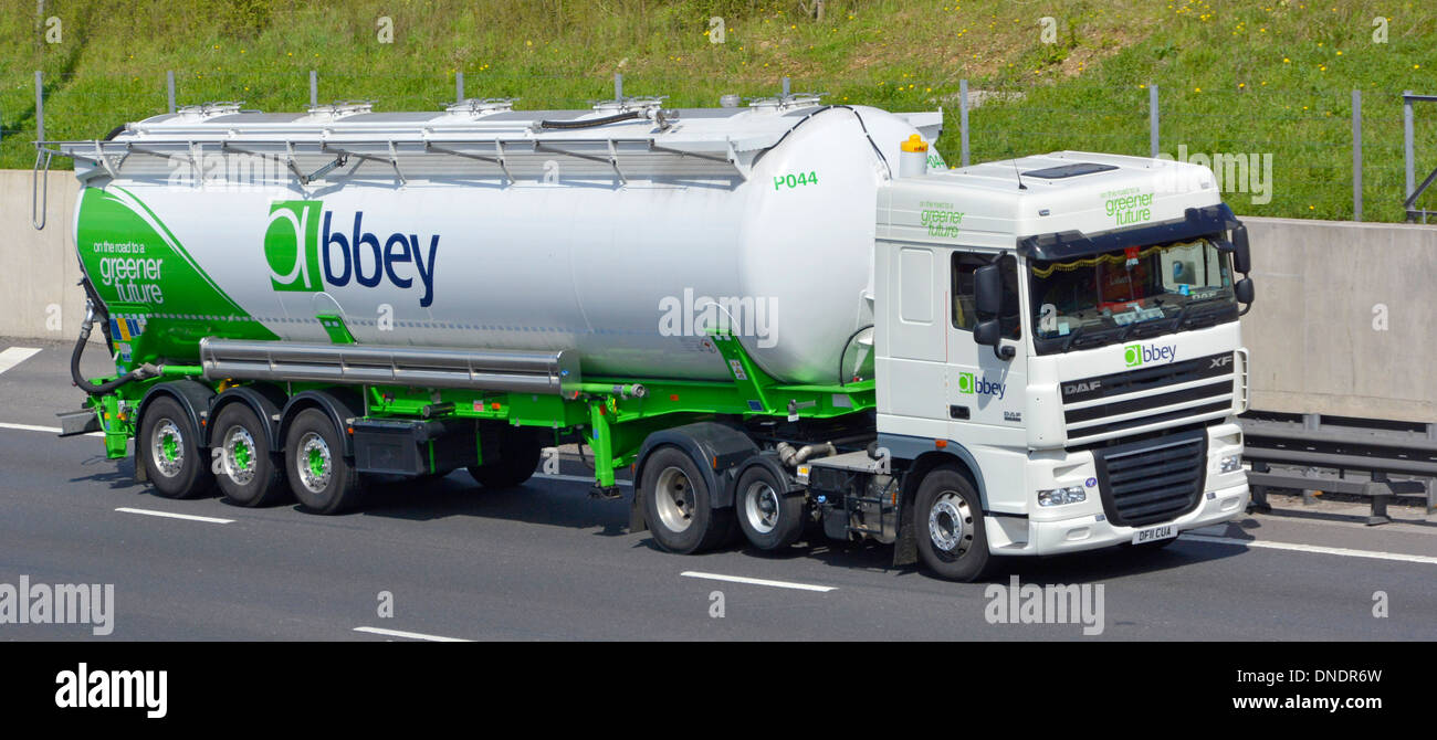 Bulk Tanker Lorry High Resolution Stock Photography and Images - Alamy
