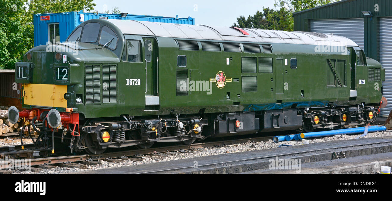 Class 37 D6729 diesel-electric locomotive on the Epping Ongar Stock ...