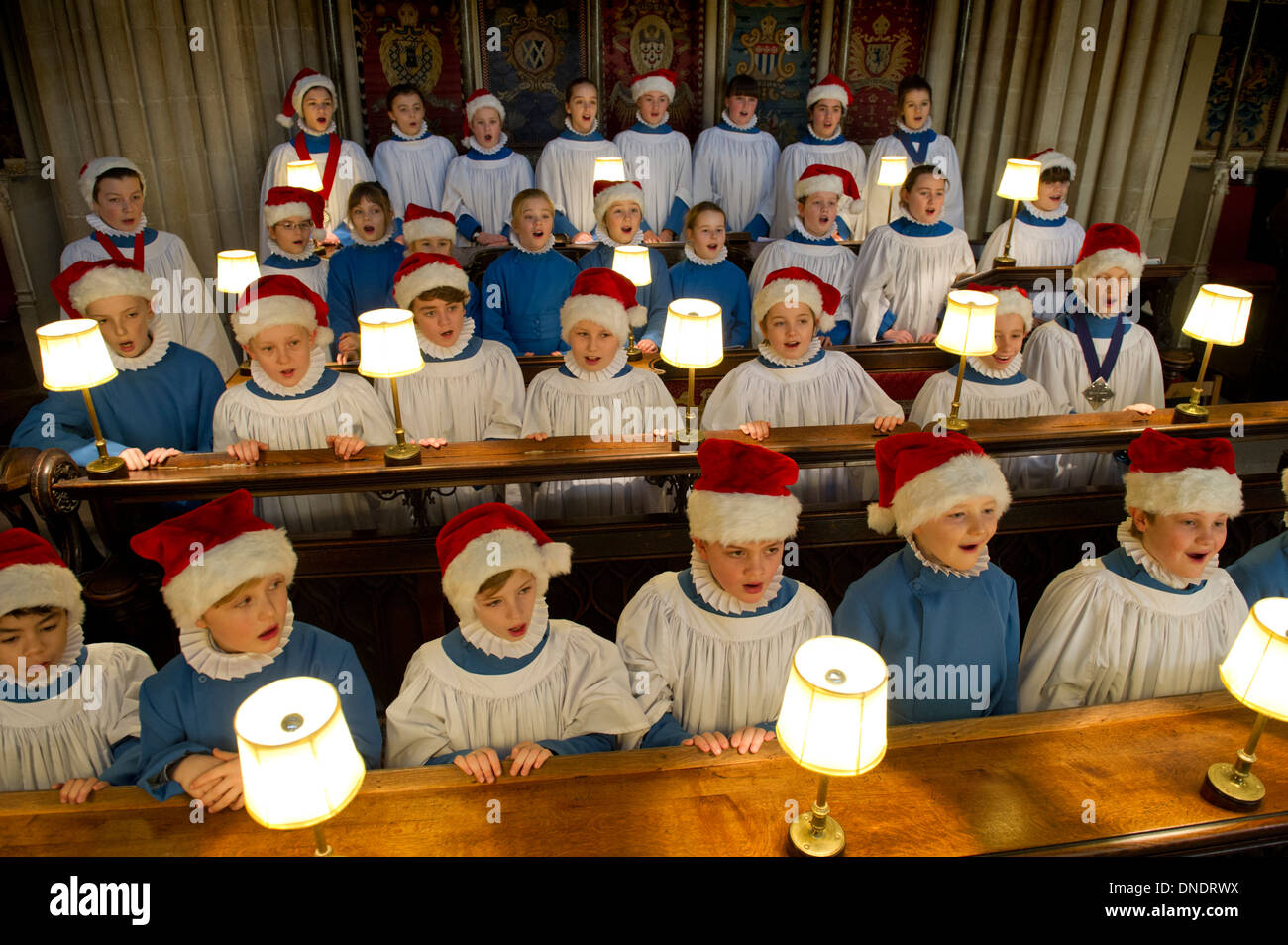 The choir of Wells Cathedral in Christmas garb Stock Photo - Alamy