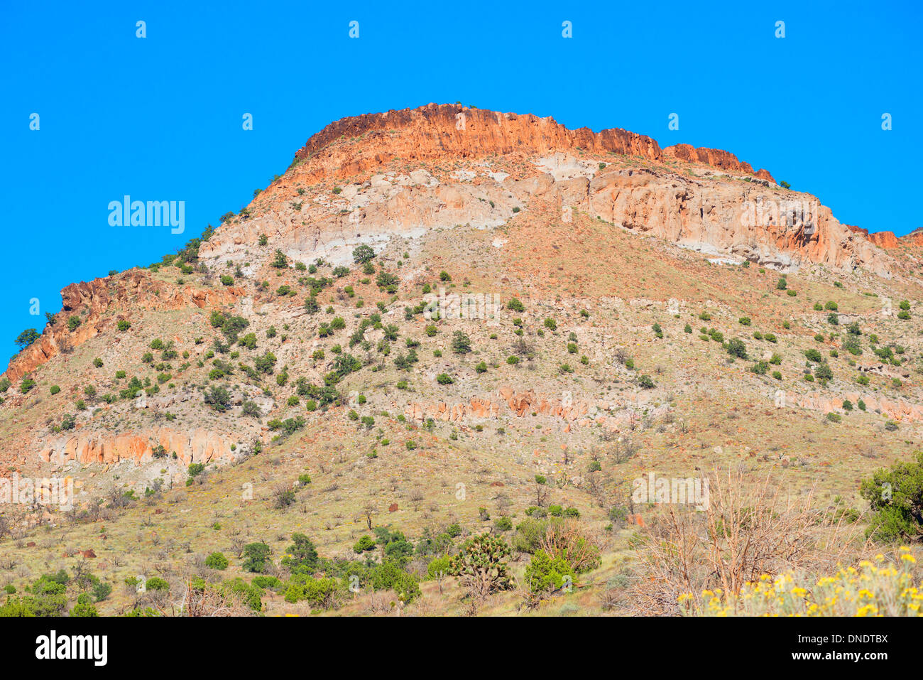 Redrock mountain hi-res stock photography and images - Alamy