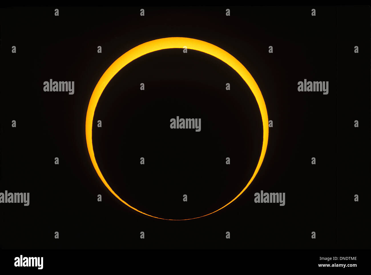May 10 1994 eclipse hi-res stock photography and images - Alamy