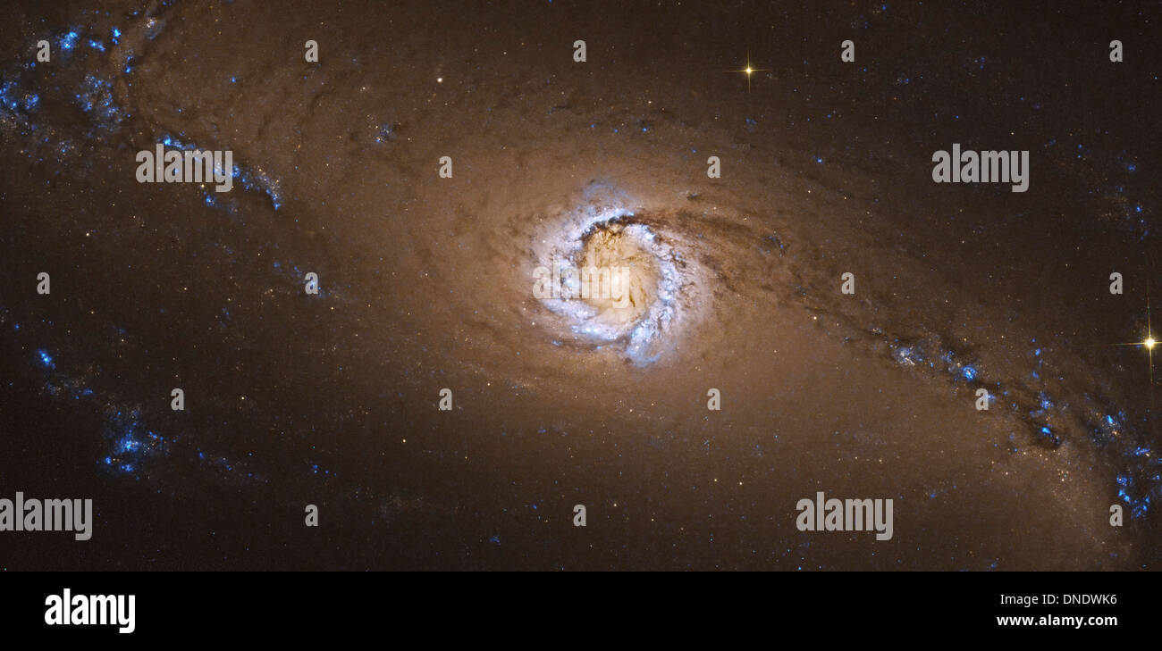 Barred spiral galaxy hi-res stock photography and images - Alamy