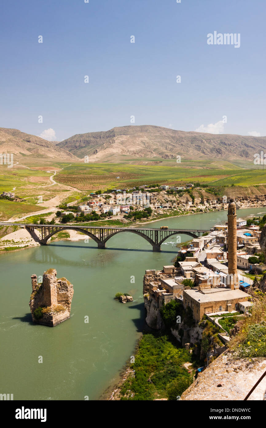 Hasankeyf hi-res stock photography and images - Alamy