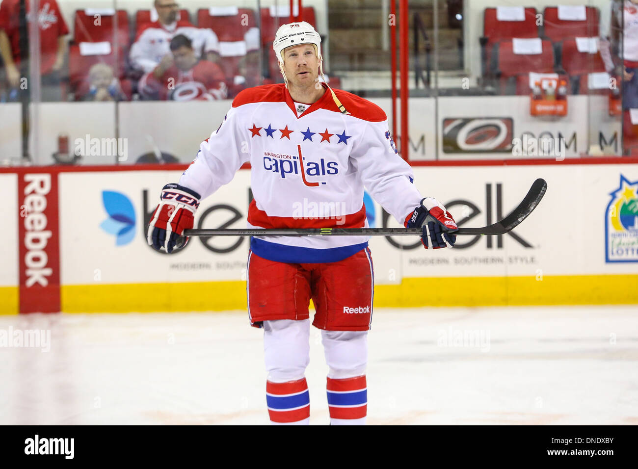 Washington Capitals left wing Jason Chimera Stock Photo - Alamy