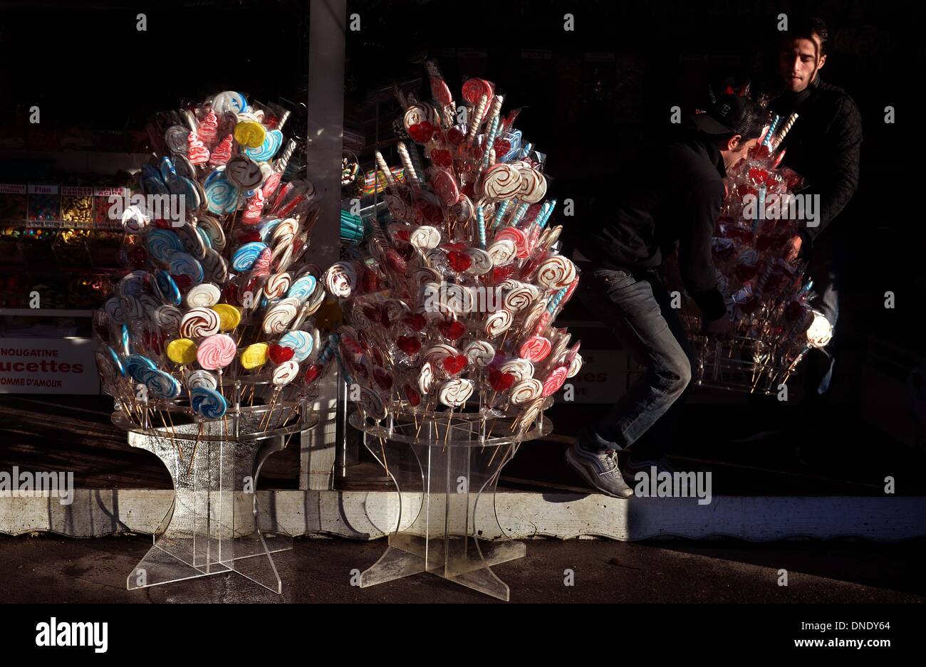 Upcoming attractions hi-res stock photography and images - Alamy