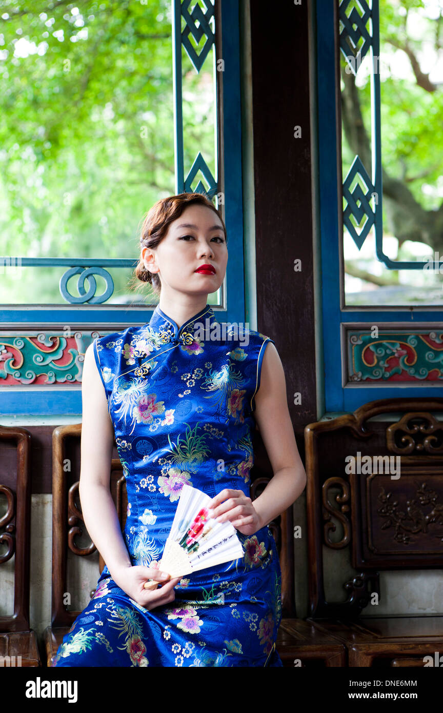 Cheongsam hi-res stock photography and images - Alamy