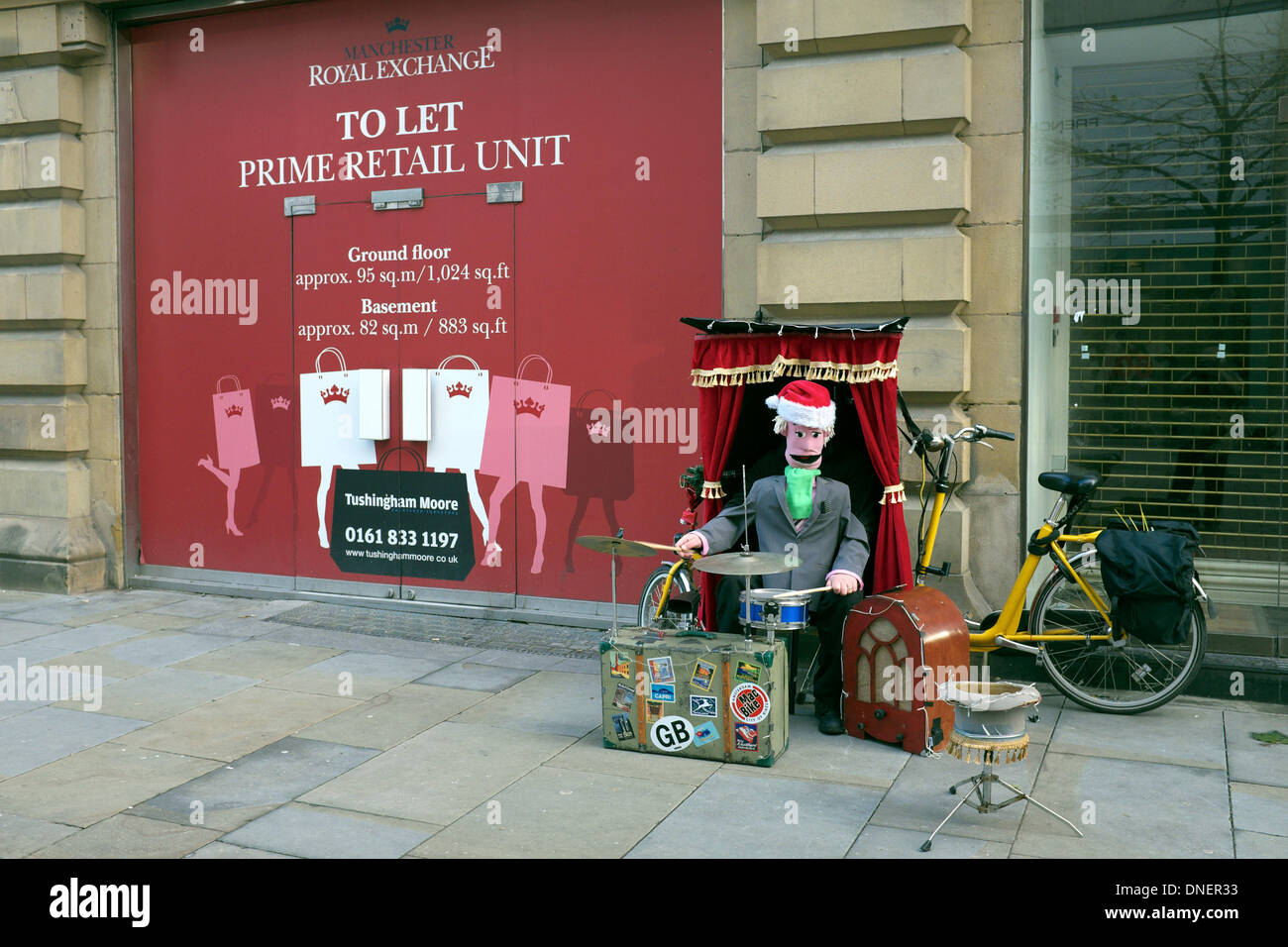 Manchester st ann's square christmas hi-res stock photography and ...