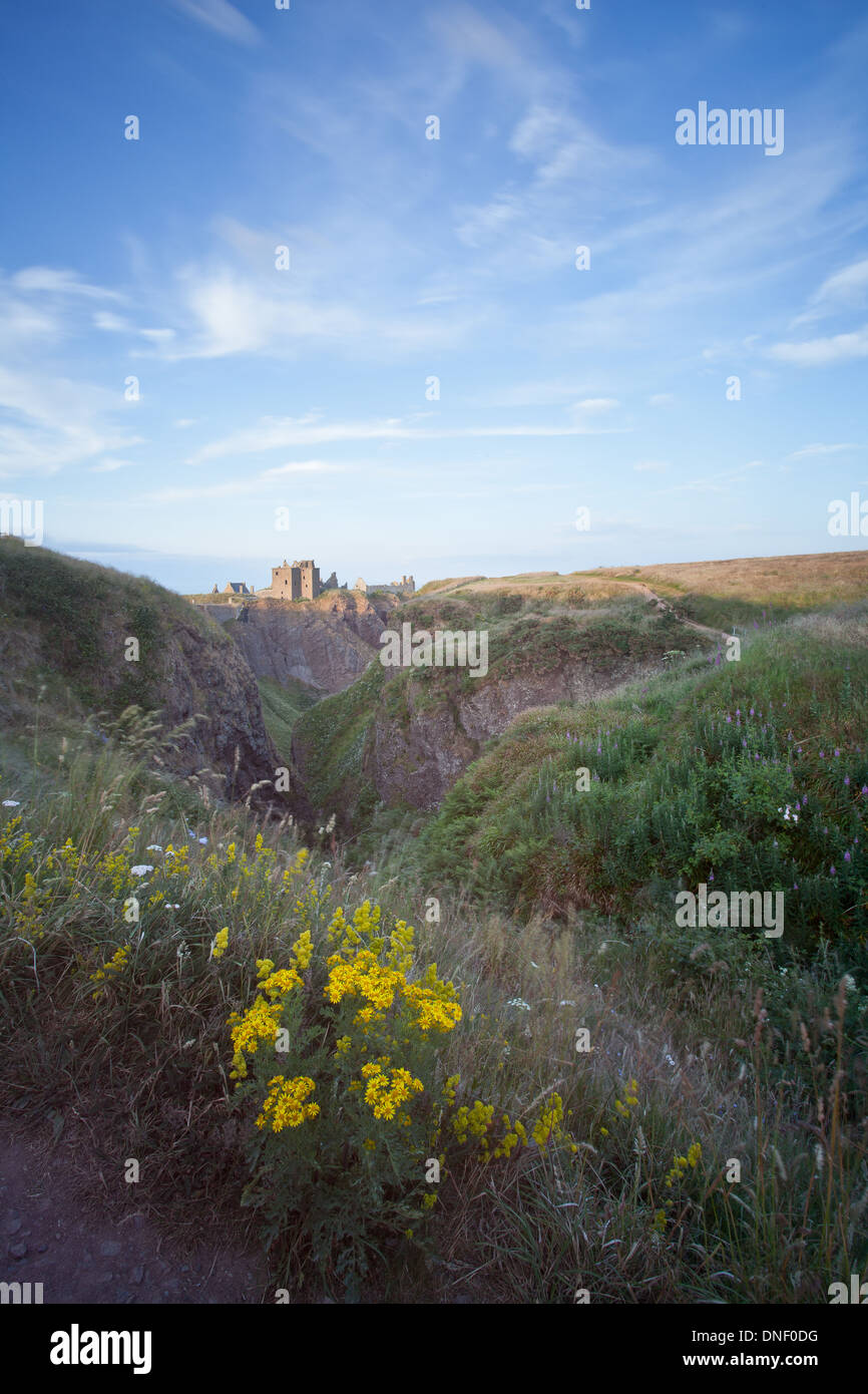 Dunottar castle scotland hi-res stock photography and images - Alamy
