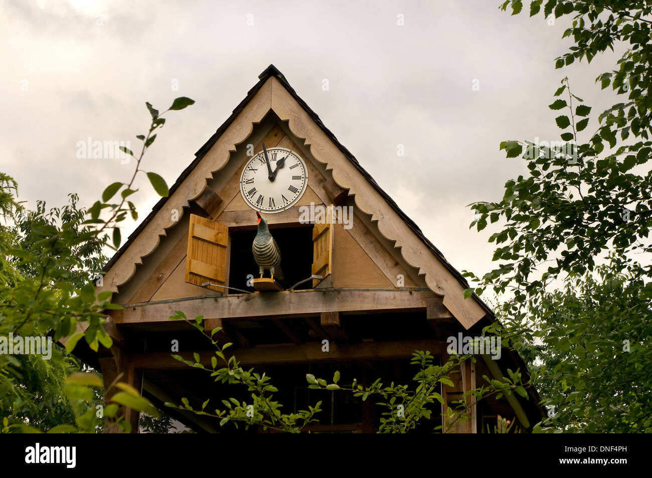 Garden cuckoo clock Stock Photo - Alamy
