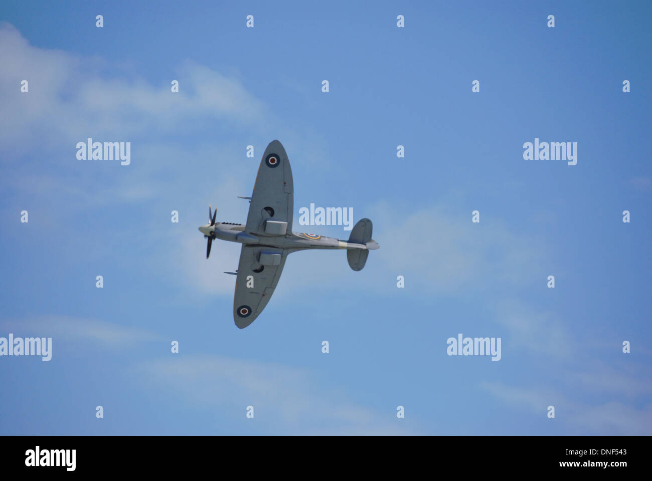 Supermarine spitfire wwii hi-res stock photography and images - Alamy