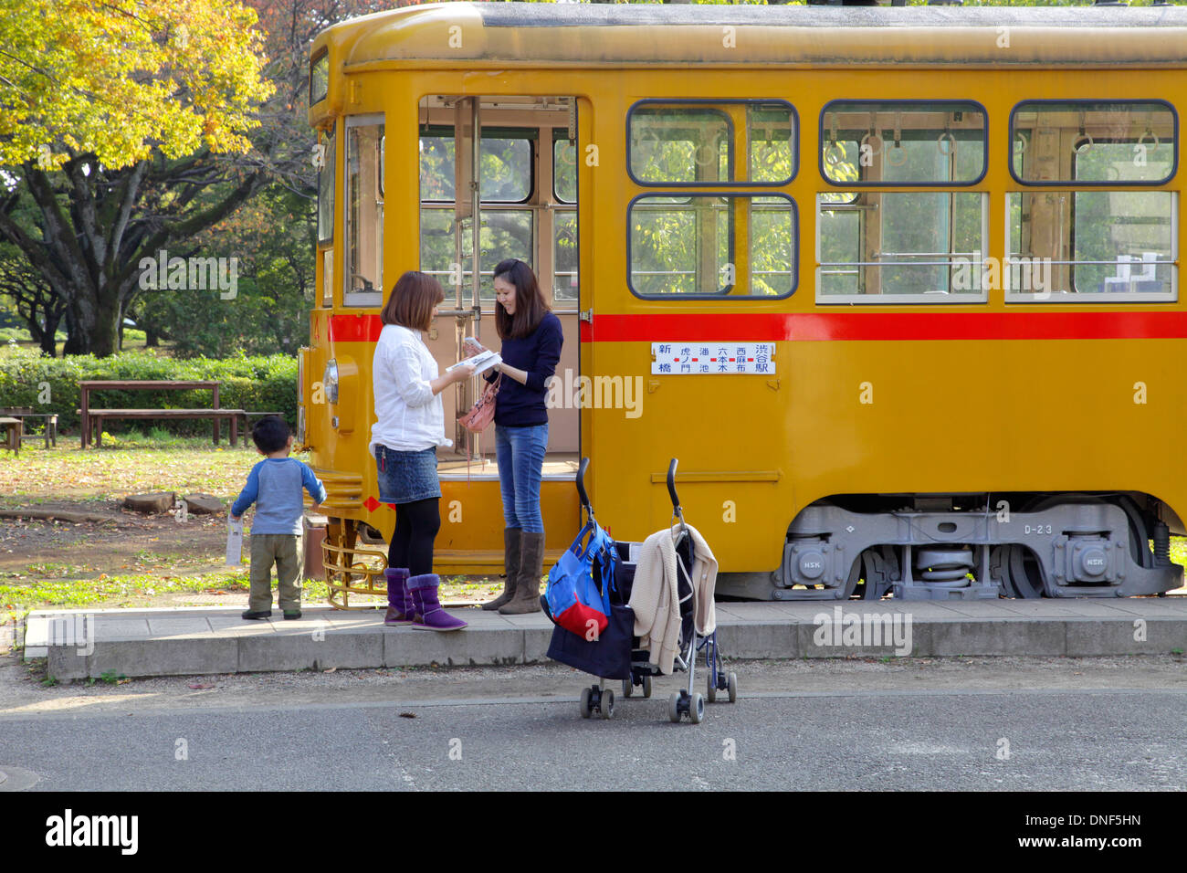 Tokyo Toden Tram type 7500 at Edo -Tokyo Open Air Architectural Museum ...