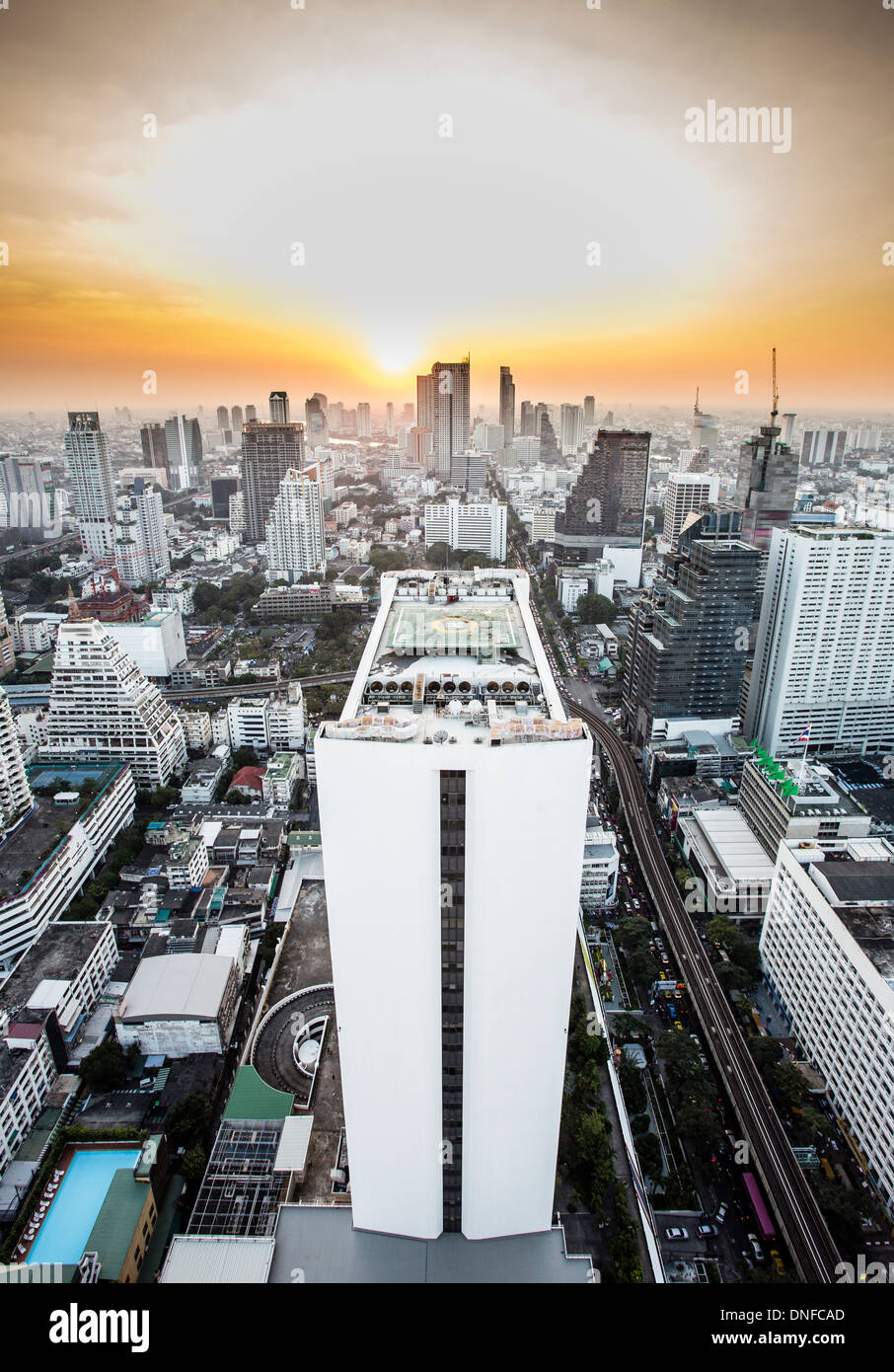 Sunset skyline skyscrapers urban cityscape hi-res stock photography and ...