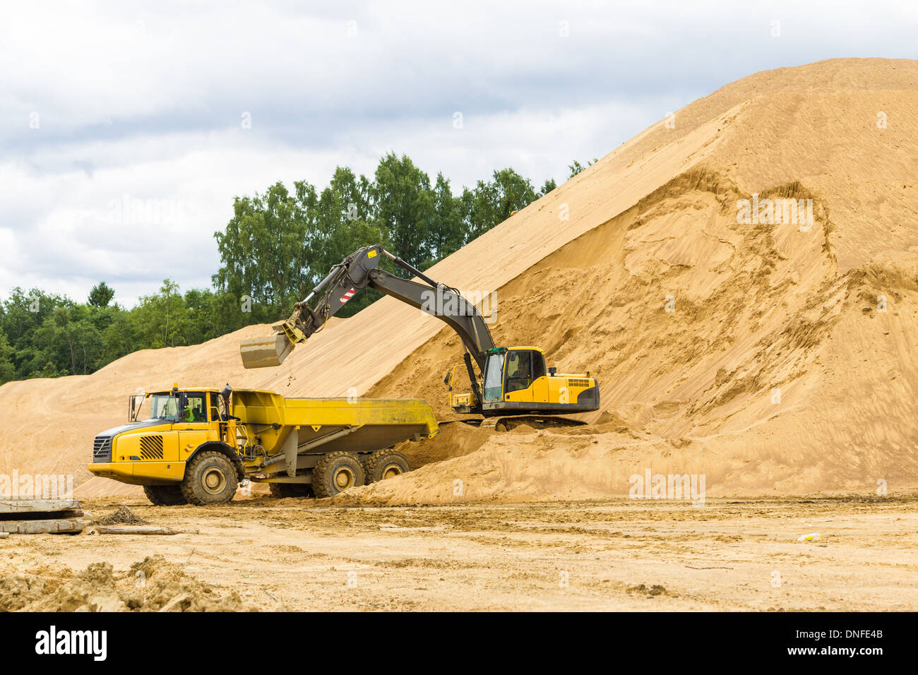 Work bulldozer hi-res stock photography and images - Alamy
