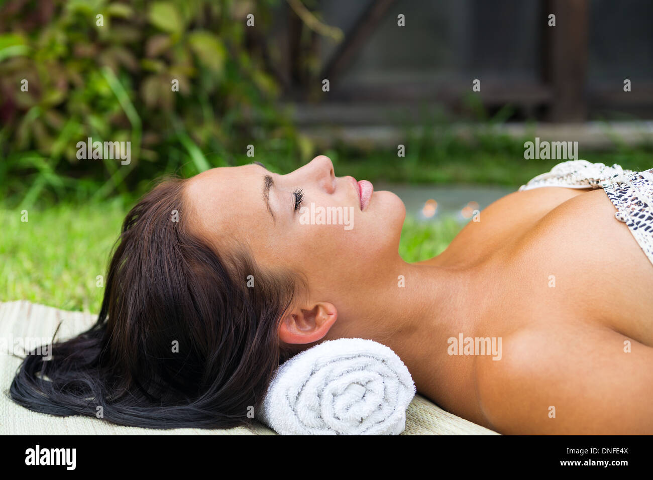 Spa therapy young woman hi-res stock photography and images - Alamy