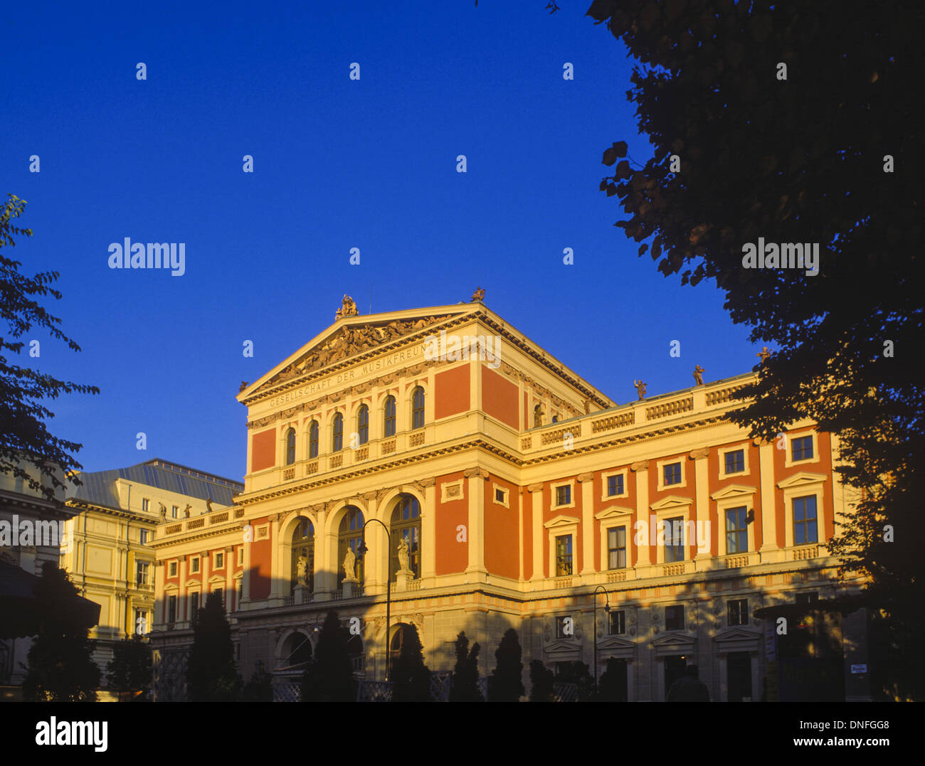 Musikverein Hall Vienna Stock Photos & Musikverein Hall Vienna Stock ...