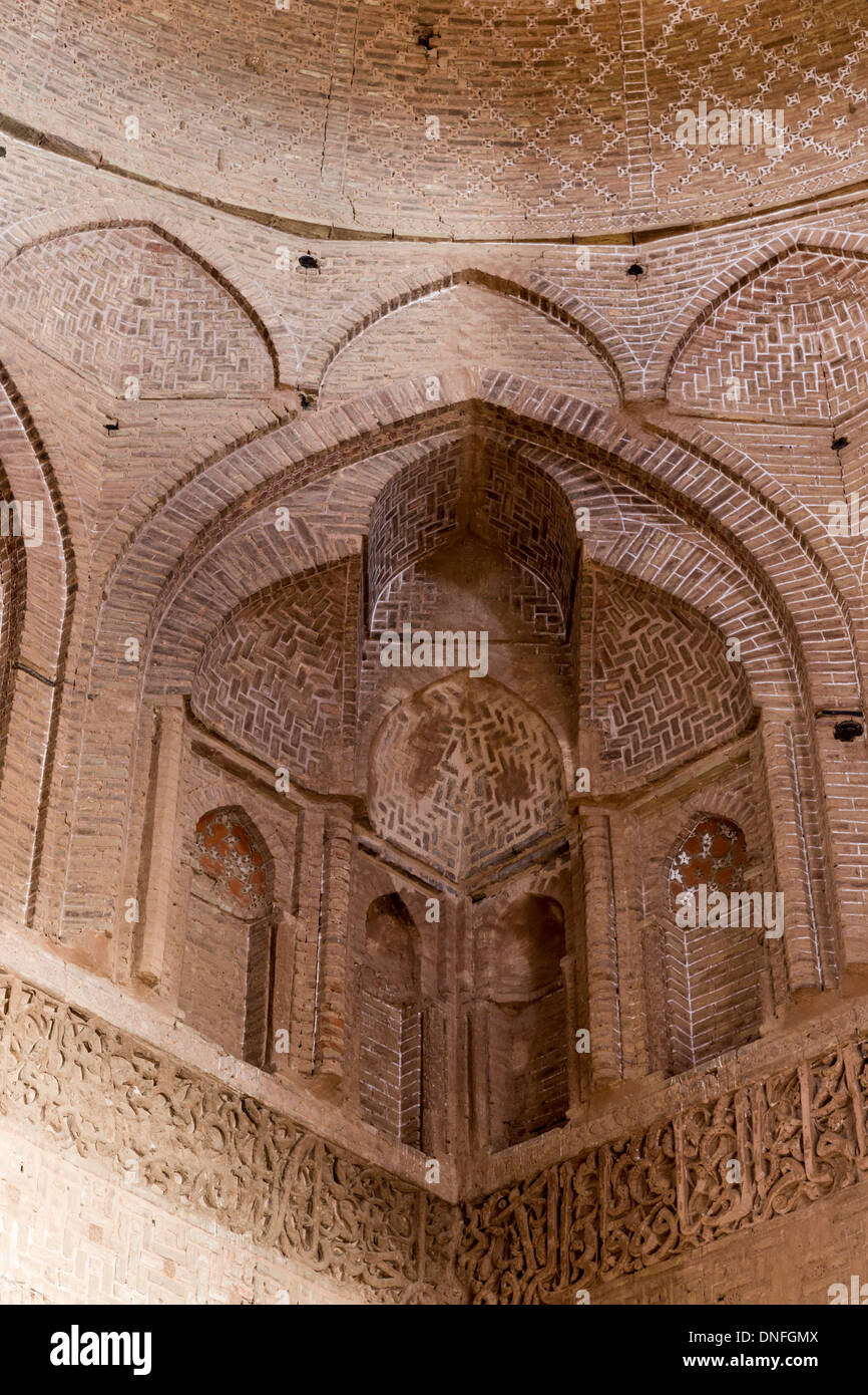squinch of qibla dome chamber, Friday mosque, Ardistan, Iran Stock ...