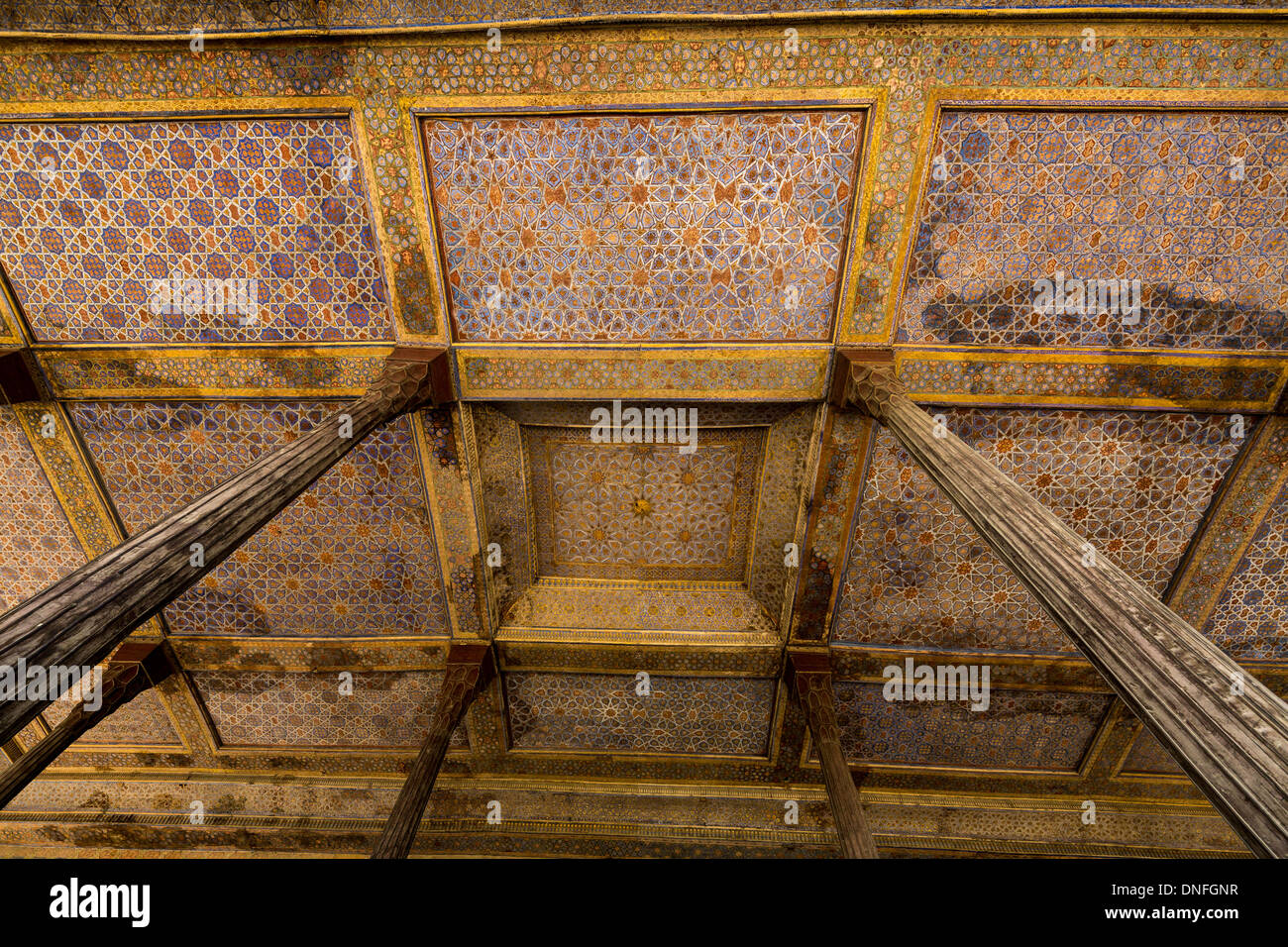Chehel Sutun Palace, Isfahan, Iran Stock Photo - Alamy