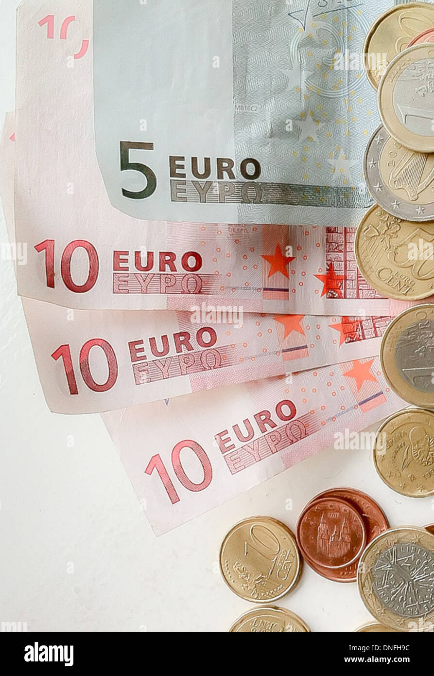 Coins and notes hi-res stock photography and images - Alamy