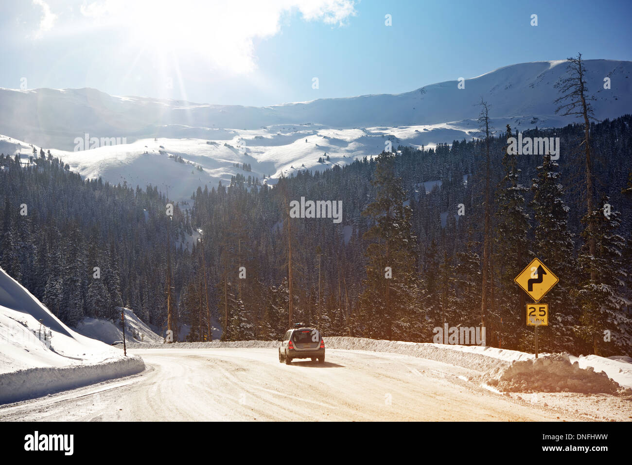 Car driving mountains hi-res stock photography and images - Alamy