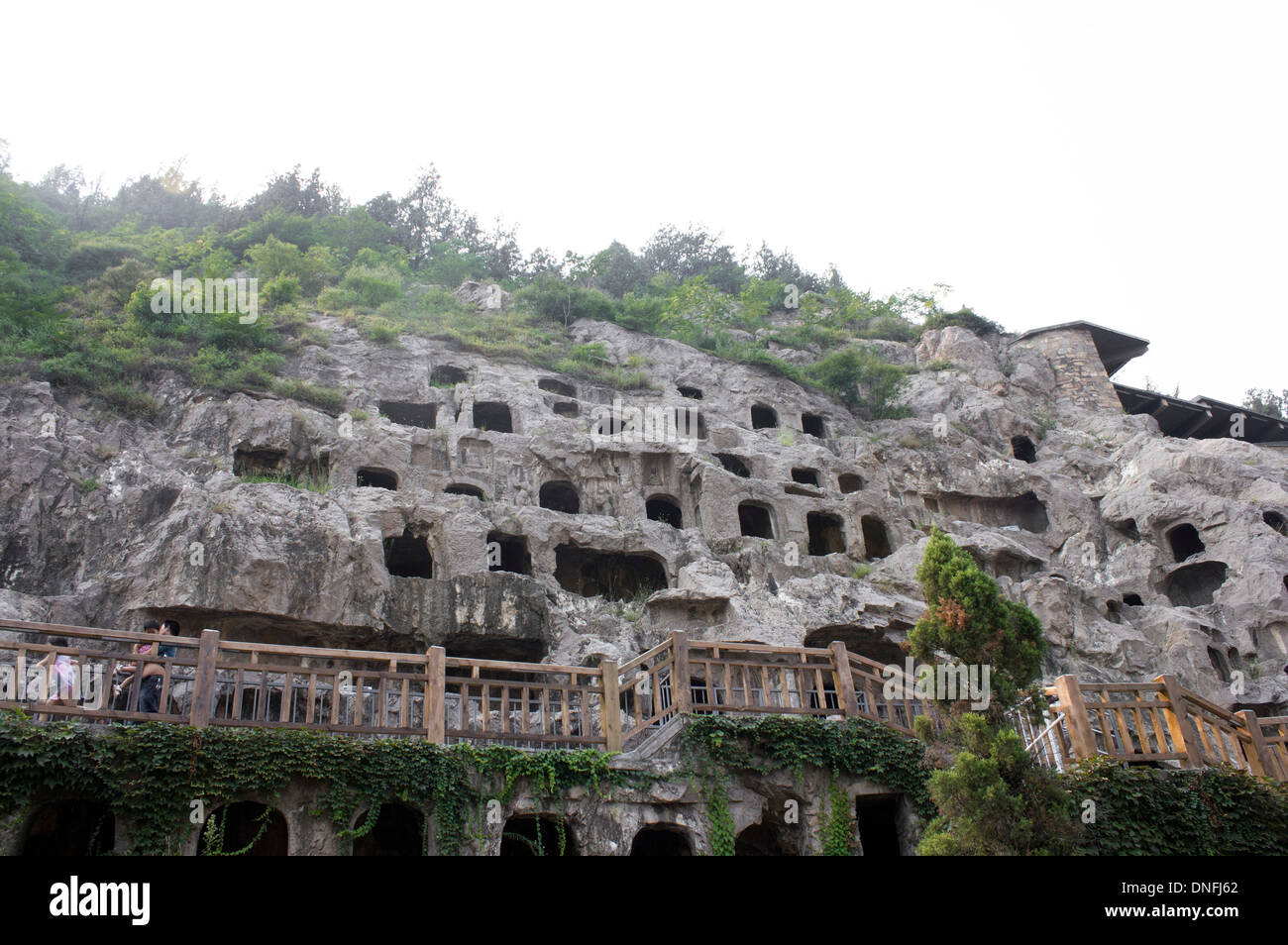 Longmen grottoes hi-res stock photography and images - Alamy