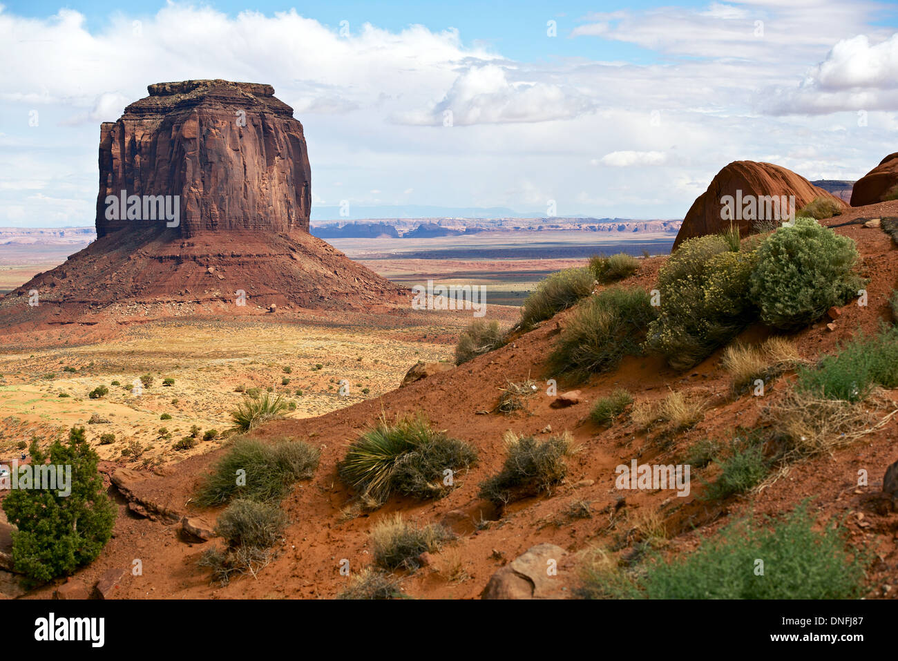 Monuments Valley Scenic Landscape. Northern Arizona Monuments Valley ...
