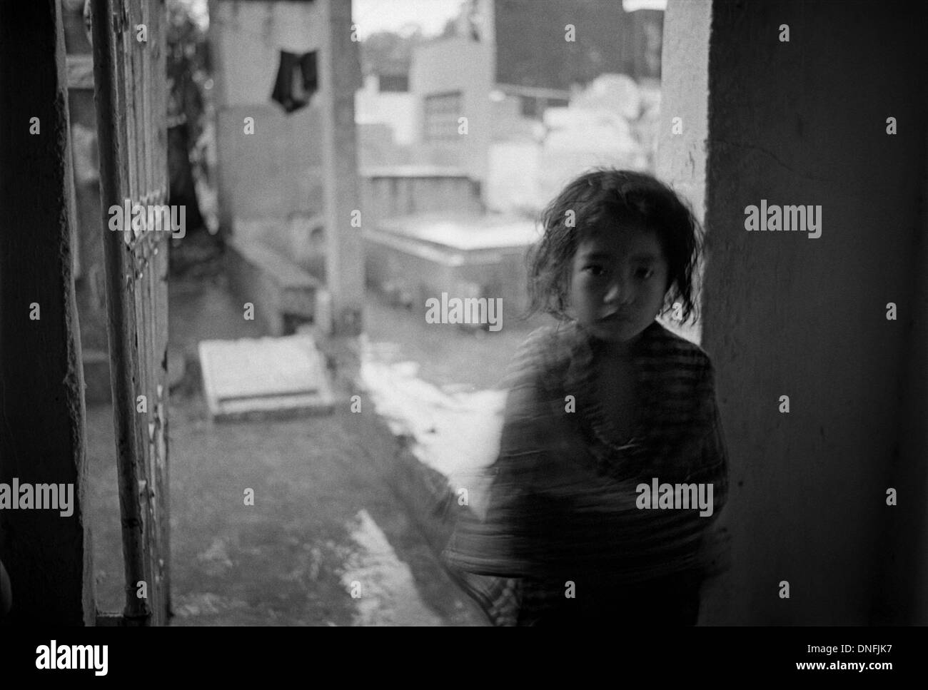 Squatters in manila philippines hi-res stock photography and images - Alamy