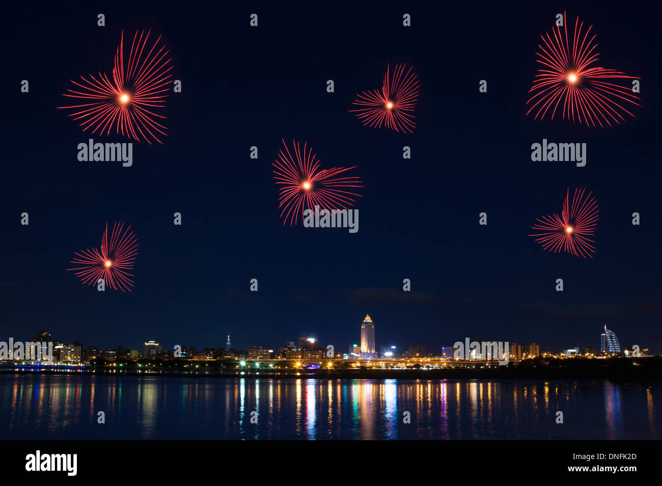 Heart fireworks hi-res stock photography and images - Alamy