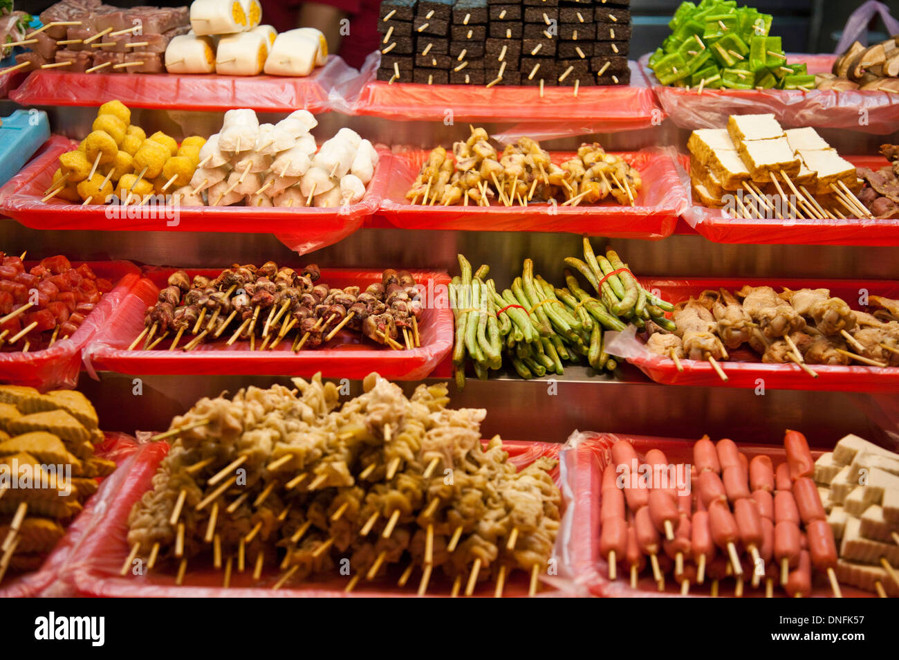 Gourmet night market hi-res stock photography and images - Alamy