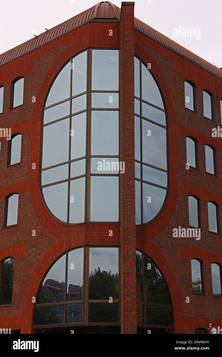 Oblong windows hi-res stock photography and images - Alamy