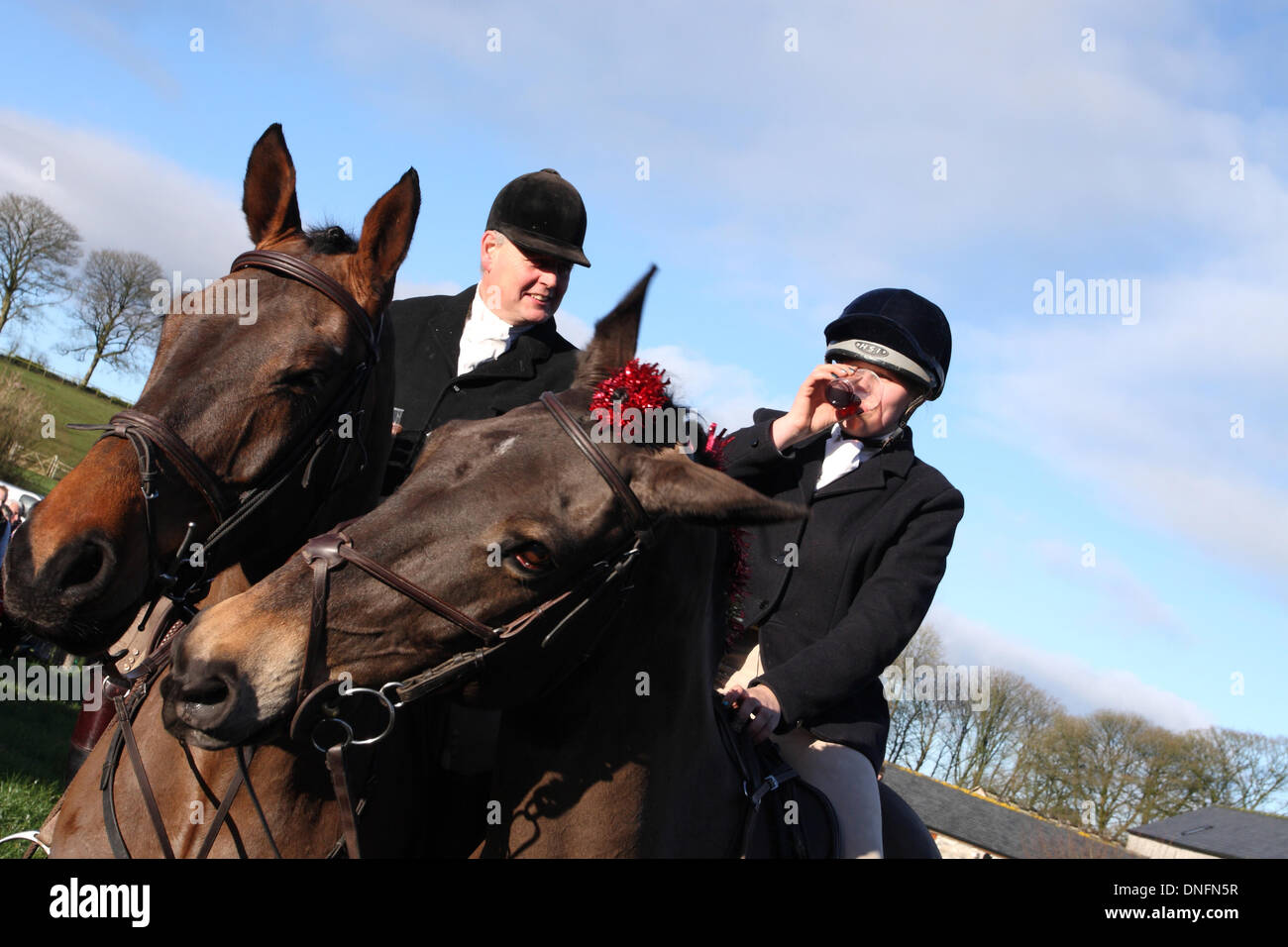 Boxing Day Hunt - Pre hunt drink at Priddy Somerset UK The Mendip ...