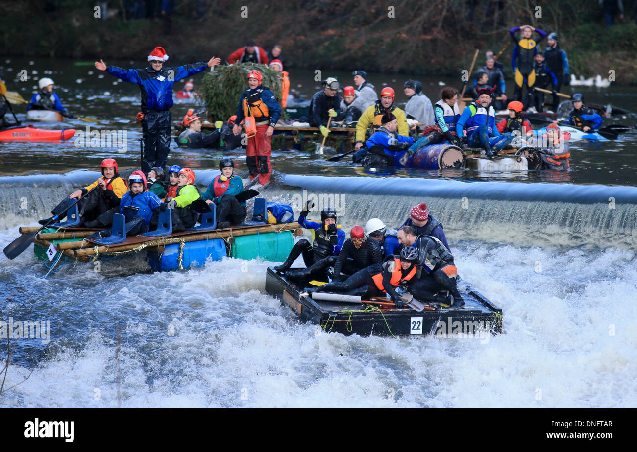 Matlock, Derbyshire, Peak District, UK . 26th Dec, 2013. Competitors ...
