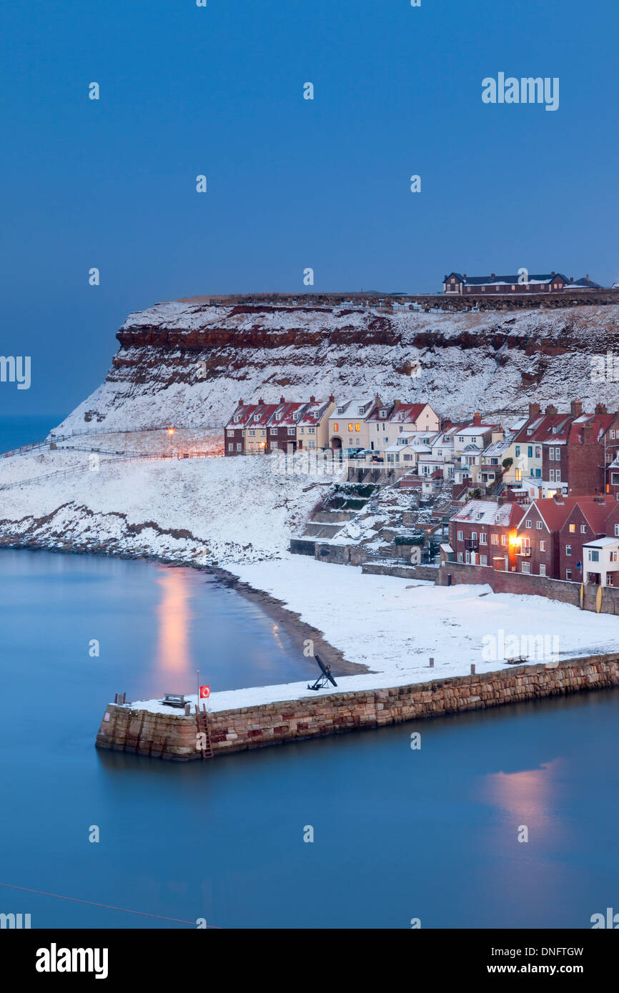 Whitby winter hi-res stock photography and images - Alamy