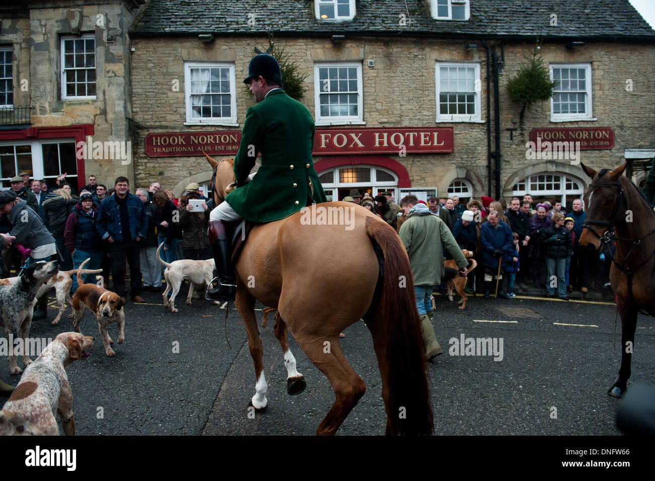 Heythrop hunt boxing day hunt chipping norton hi-res stock photography ...