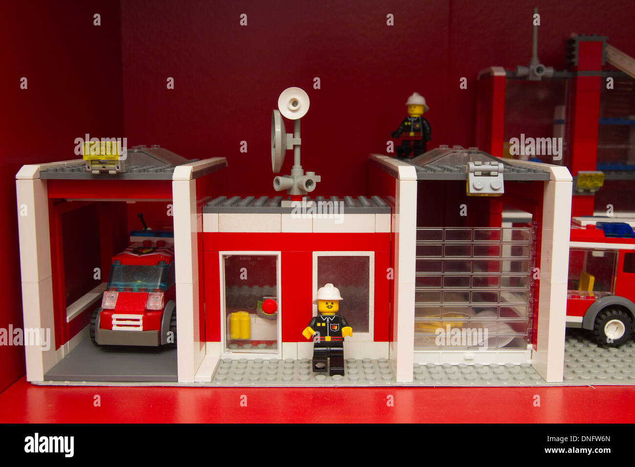 Coloured lego hi-res stock photography and images - Alamy