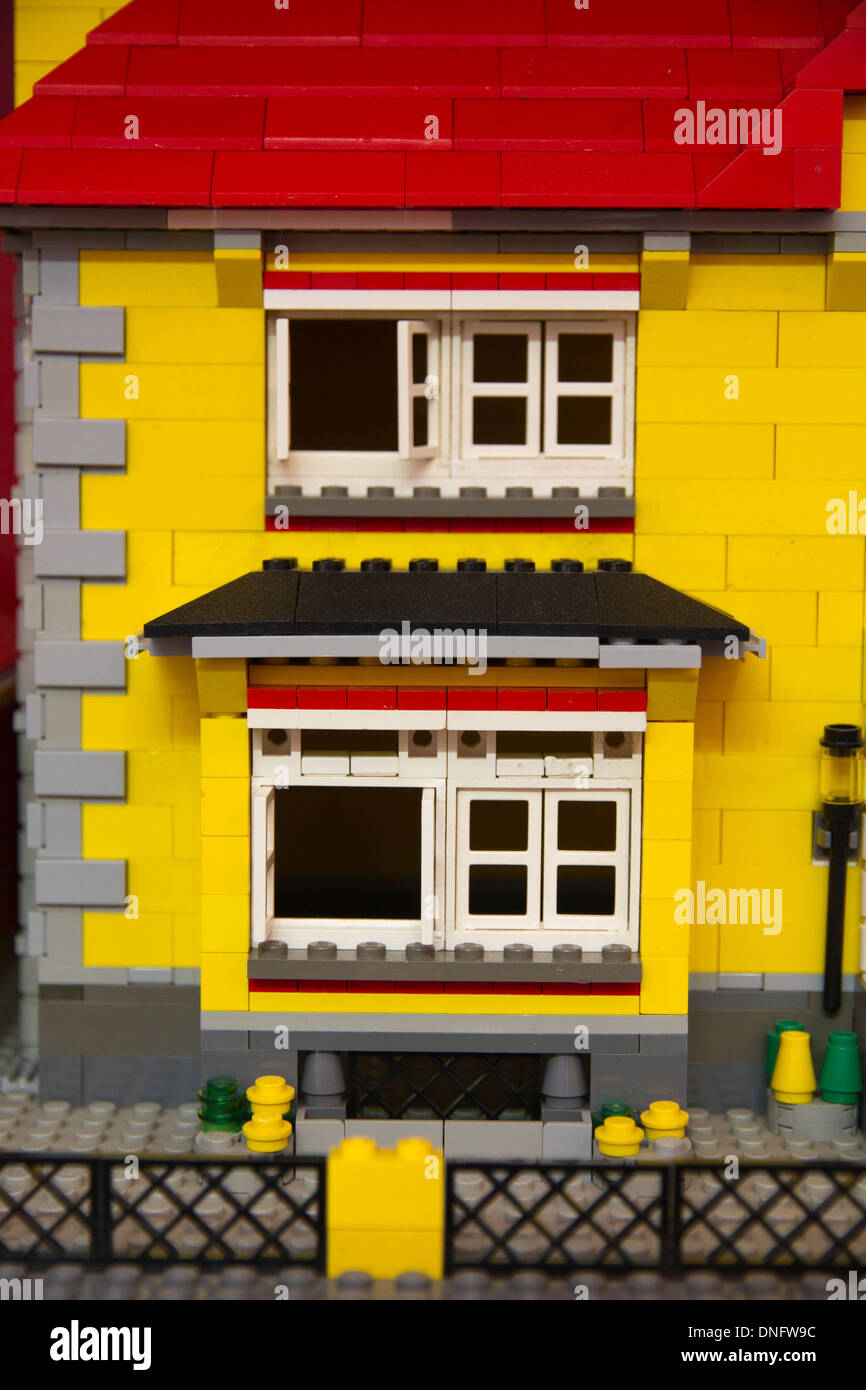 Lego building hi-res stock photography and images - Alamy