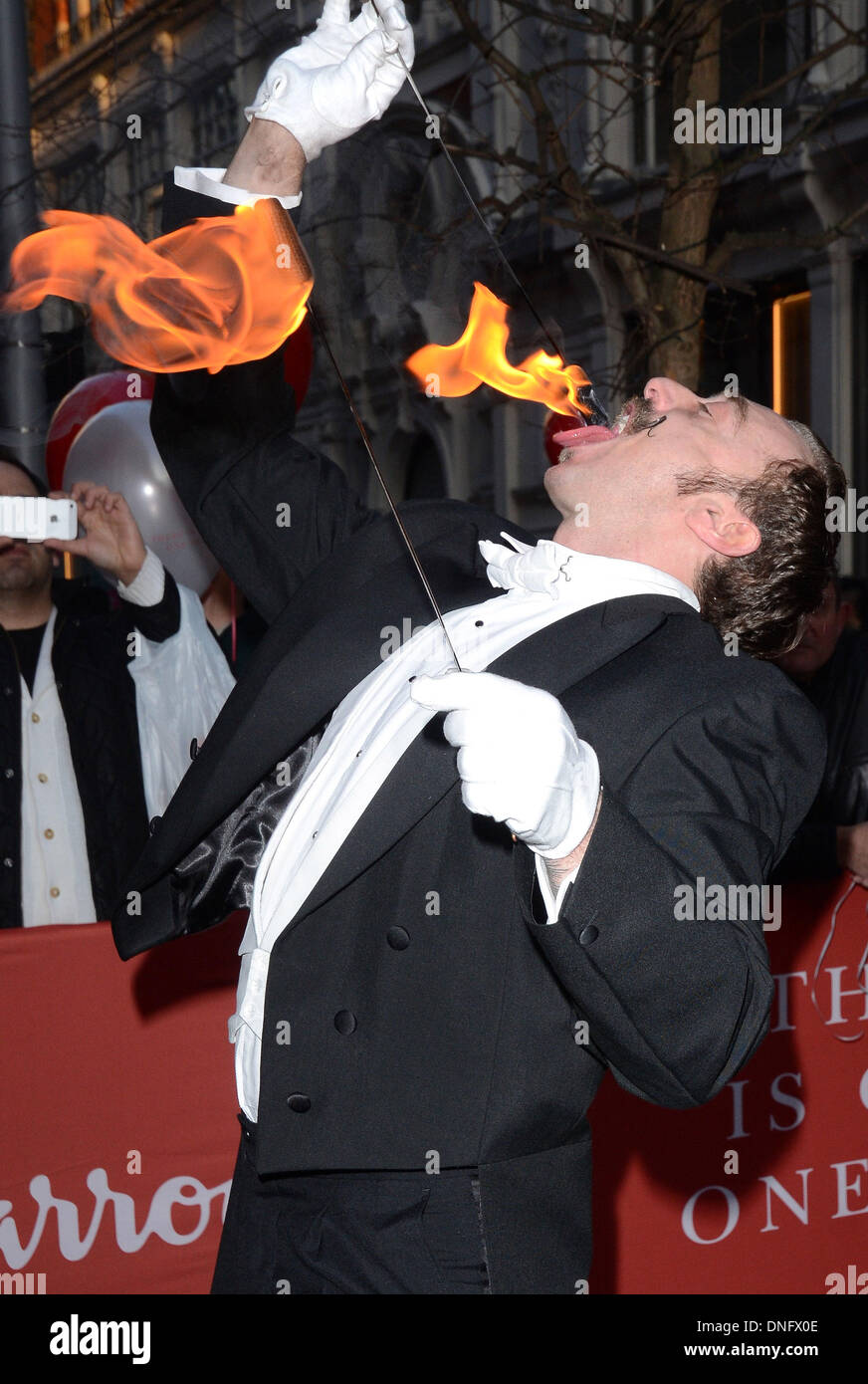 Harrods fire hi-res stock photography and images - Alamy