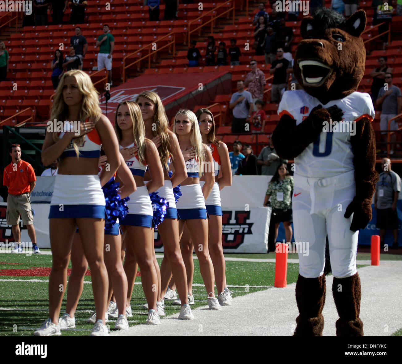 Boise State Cheerleaders High Resolution Stock Photography and Images ...