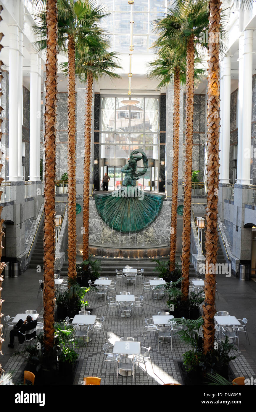 311 South Wacker Building, Chicago, Illinois. Gem of the Lakes bronze ...