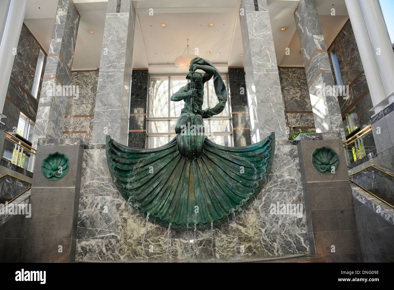311 South Wacker Building, Chicago, Illinois. Gem of the Lakes bronze ...