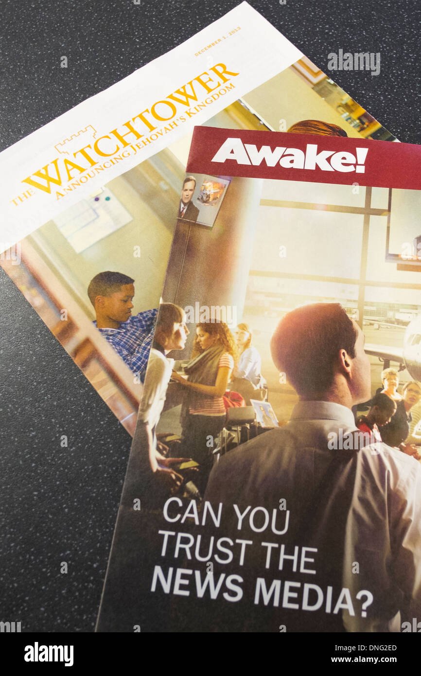 Watchtower and Awake! Johavah's Witness publications pamphlets leaflets ...