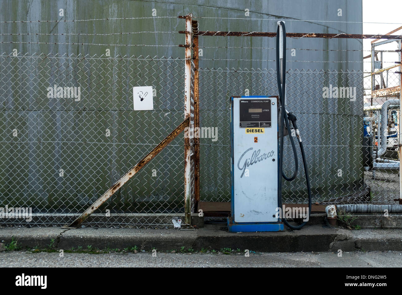An old petrol / fuel pump Stock Photo - Alamy